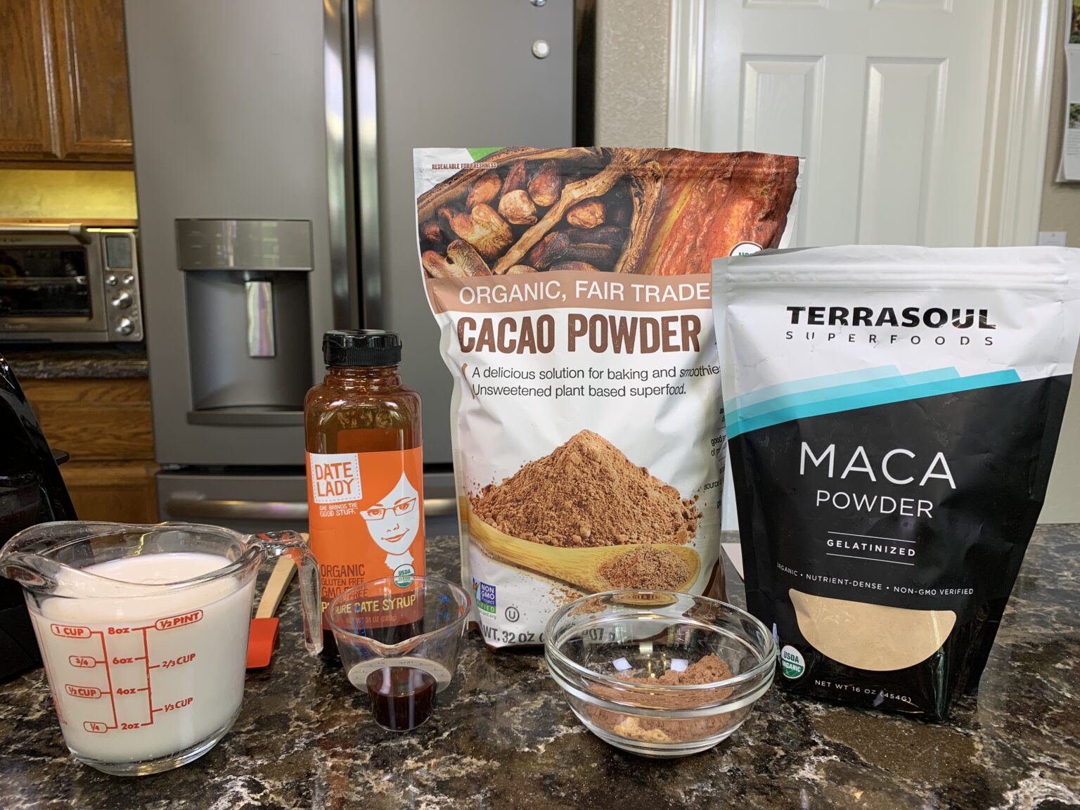 Vegan Hot Chocolate - Nutmeg Notebook