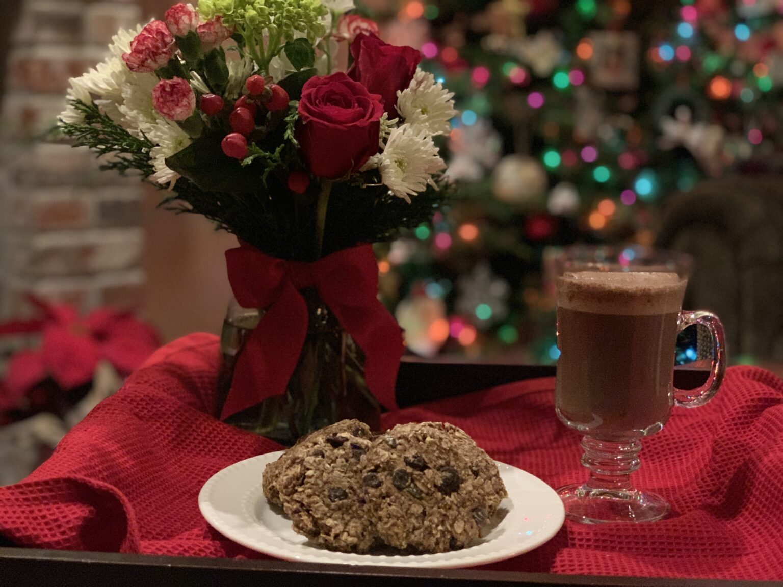 Vegan Hot Chocolate - Nutmeg Notebook