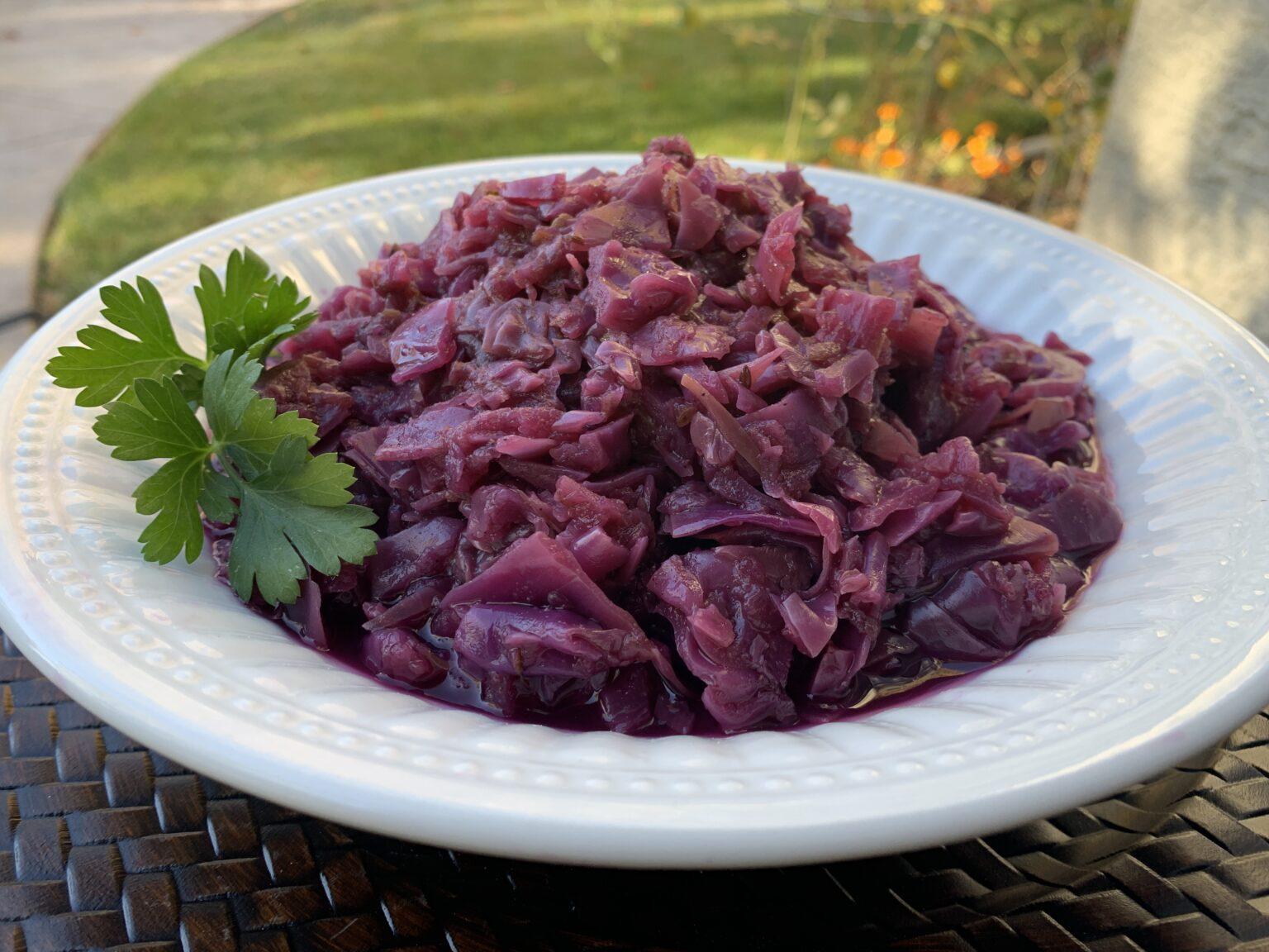Braised Red Cabbage & Apples No Oil - Nutmeg Notebook